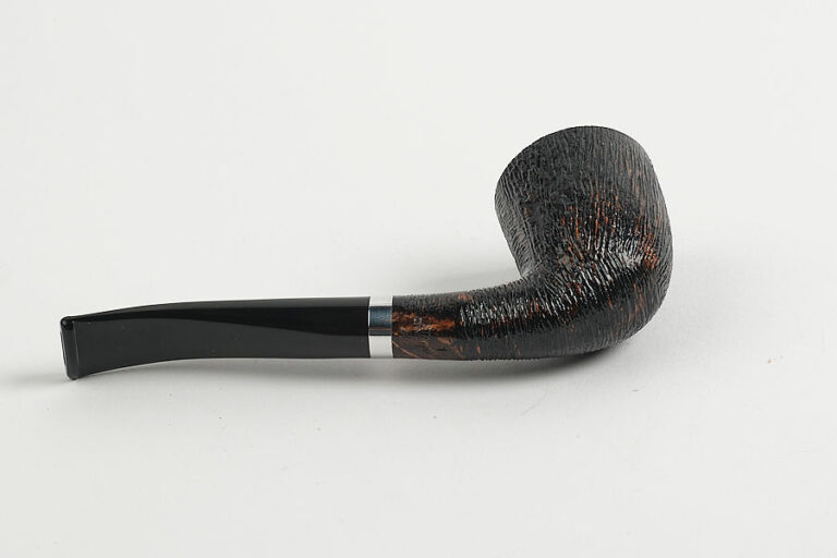 Stanwell Relief (140) Tobacco Pipe - The Country Squire Tobacconist