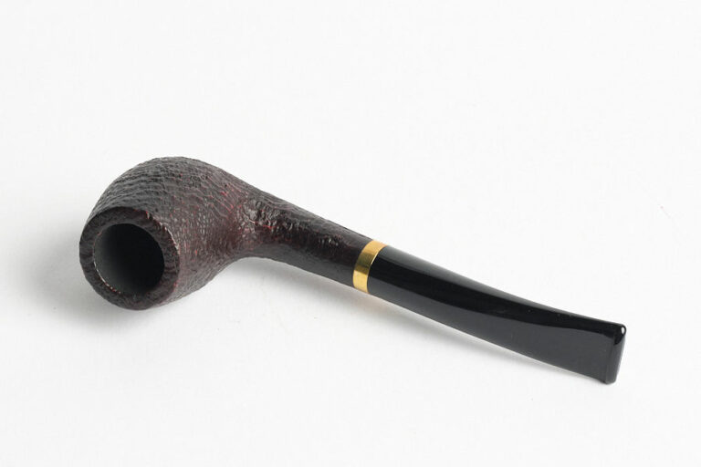 Stanwell De Luxe Sandblasted Quarter Bent Billiard (139) - The Country ...