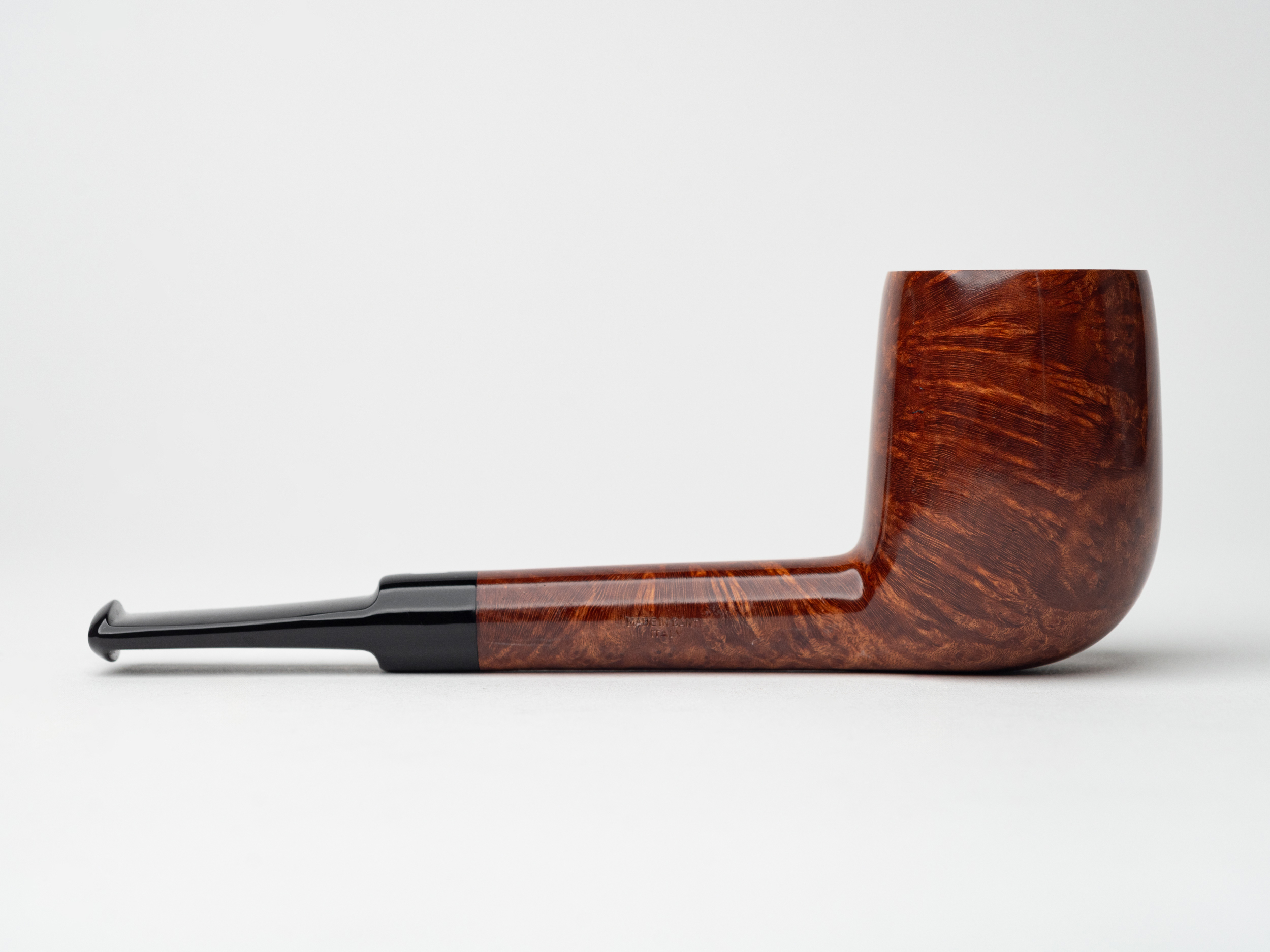 Castello Trademark (4K) Tobacco Pipe - The Country Squire Tobacconist