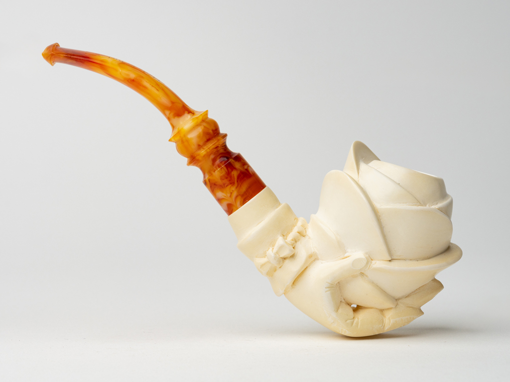 Servi-Meerschaum Carved Meerschaum Tobacco Pipe - The Country Squire Tobacconist