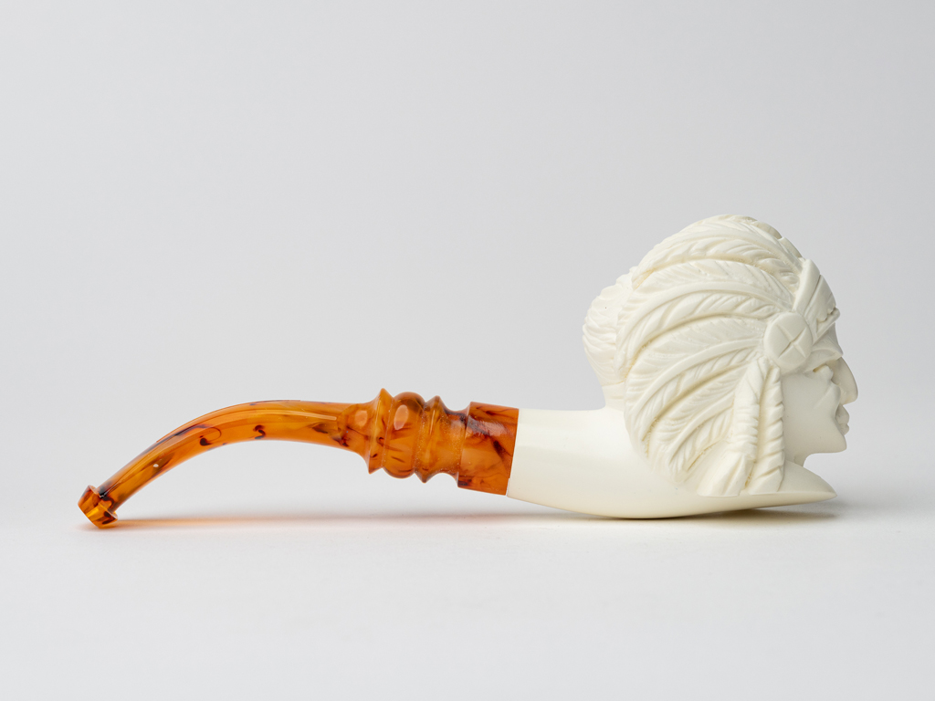 Servi-Meerschaum Carved Meerschaum Tobacco Pipe - The Country Squire Tobacconist