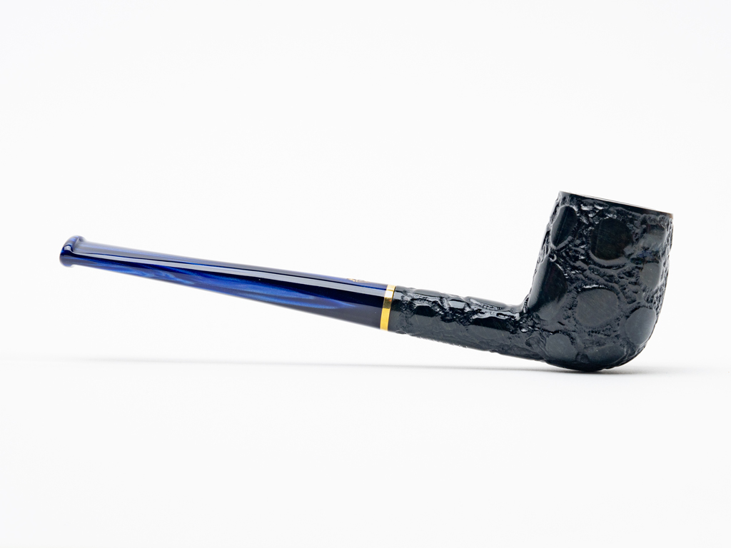 Savinelli Alligator Elegance Blue (105E) - The Country Squire Tobacconist