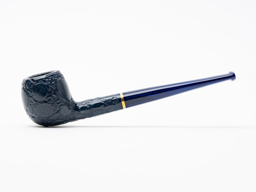 Savinelli Alligator Elegance Blue (202E) - The Country Squire Tobacconist
