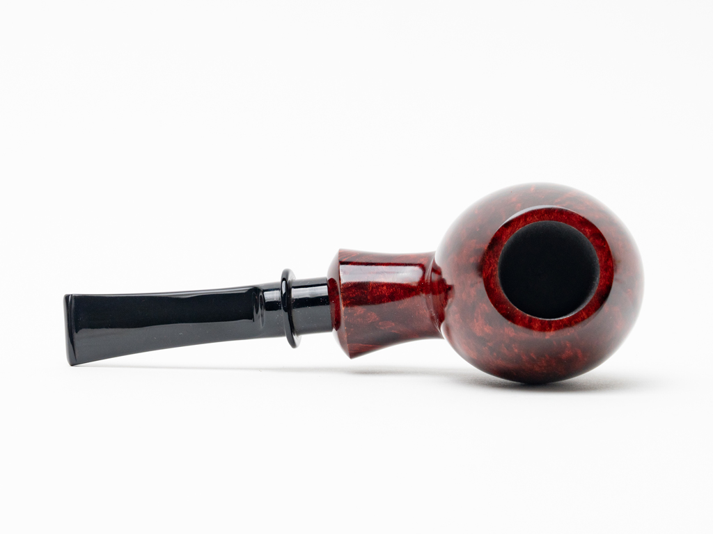 Kristiansen Smooth Chucky Egg (L) Tobacco Pipe - The Country Squire ...