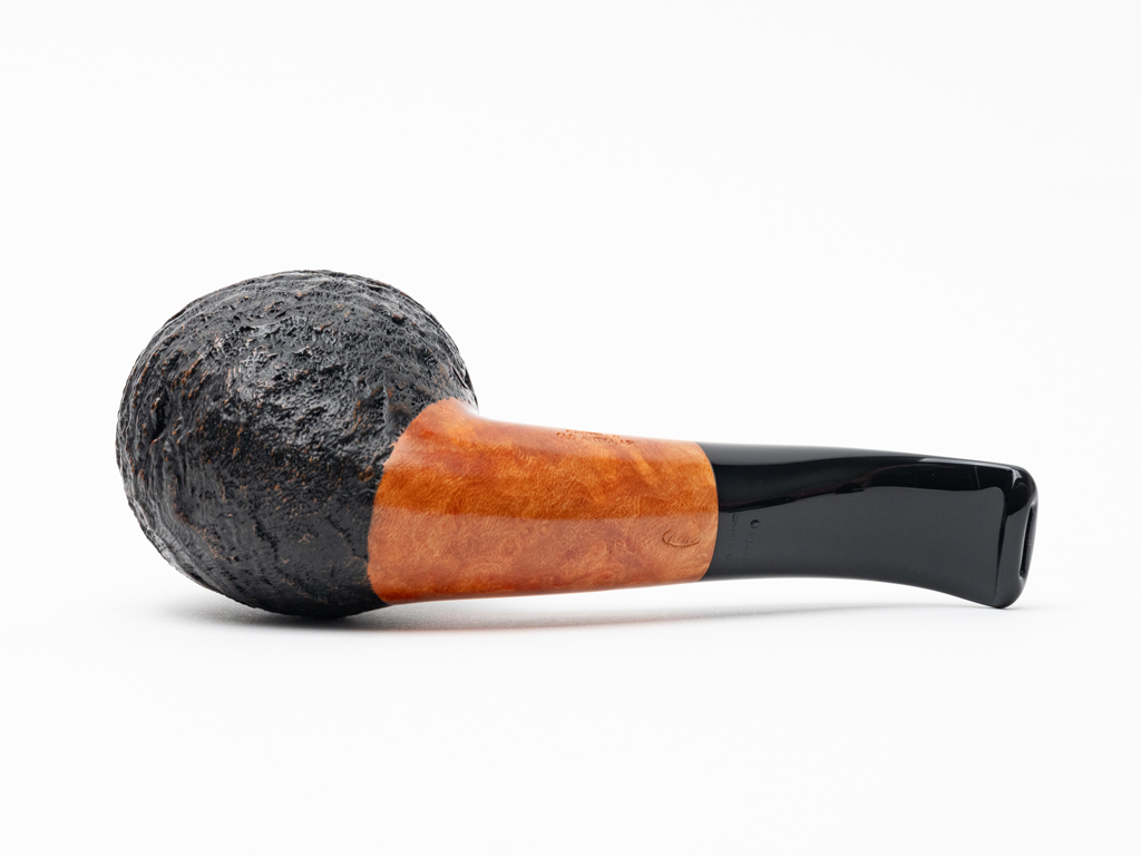 Castello Old Antiquari (4K) Tobacco Pipe - The Country Squire Tobacconist