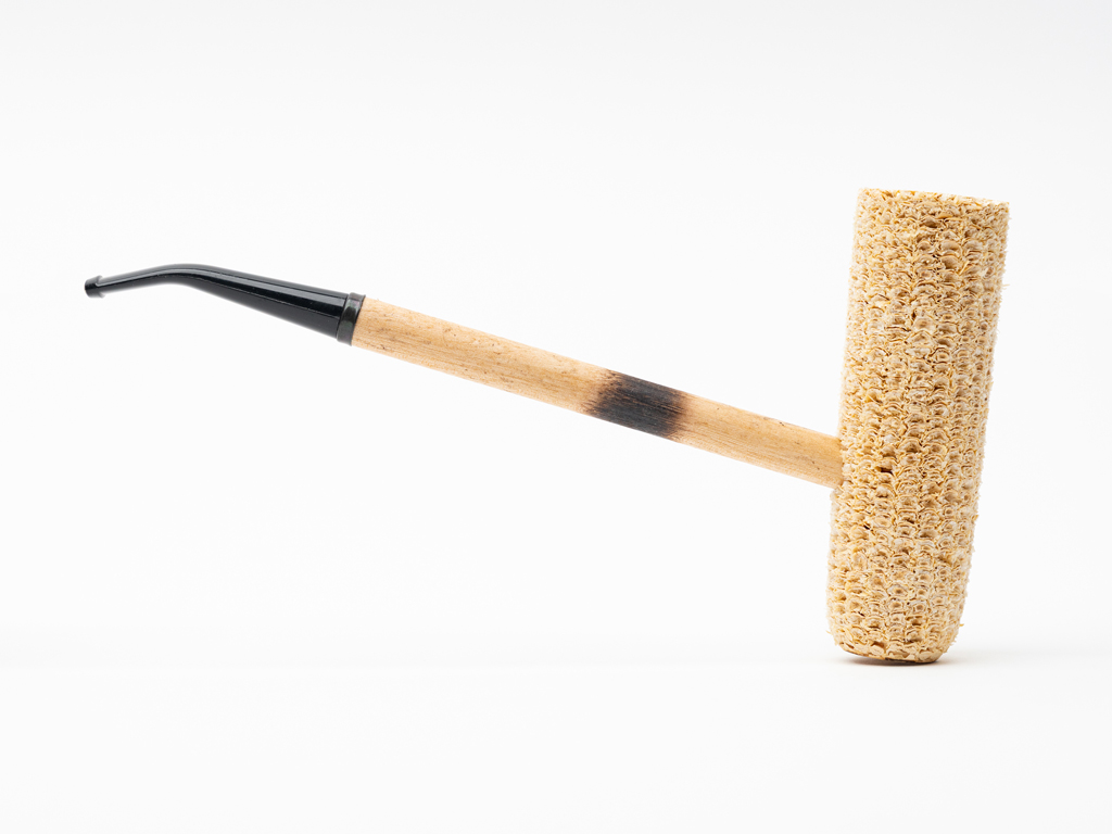 Missouri Meerschaum MacArthur Classic Natural Bent Corn Cob Pipe - The ...