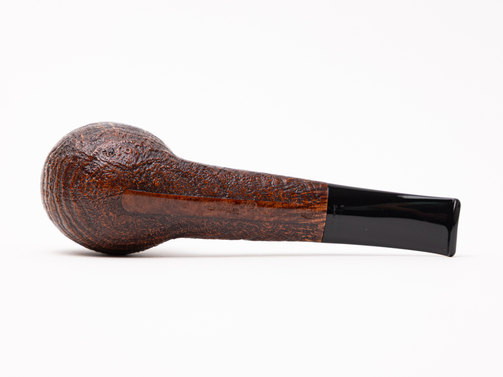 Castello Old Antiquari (4K) Hawkbill Tobacco Pipe - The Country Squire ...